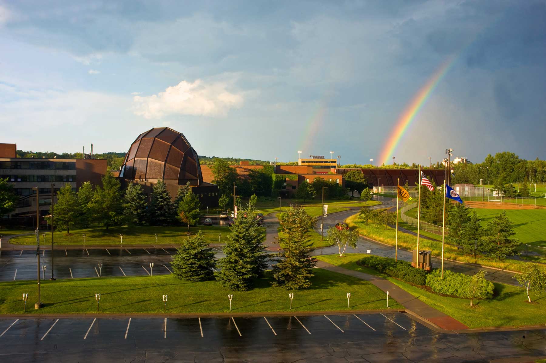 University of Minnesota - Duluth - ARCHS